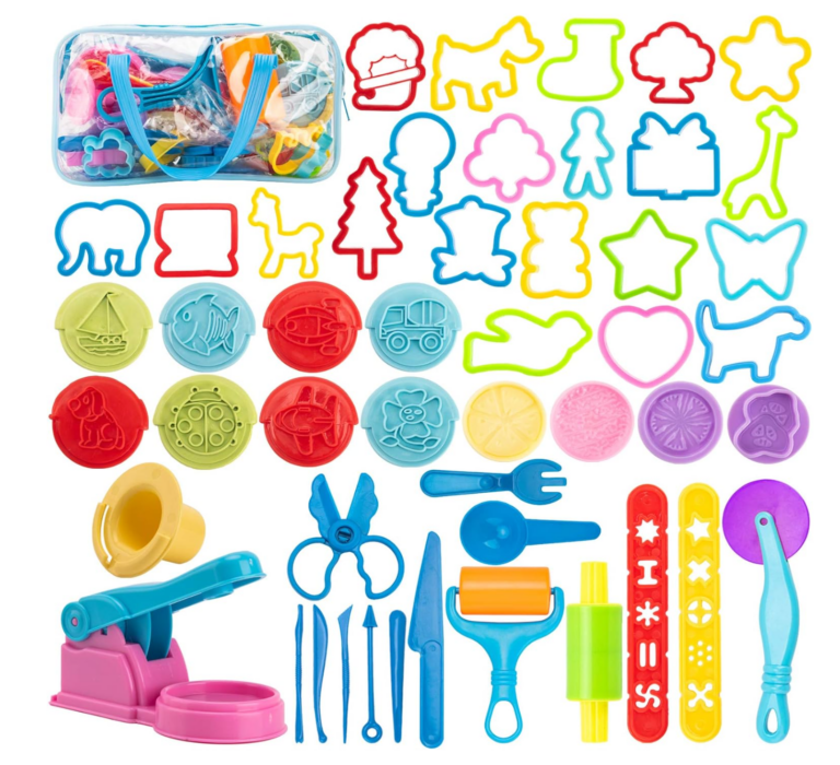 Christmas Train Play Dough Mats: Free Printable